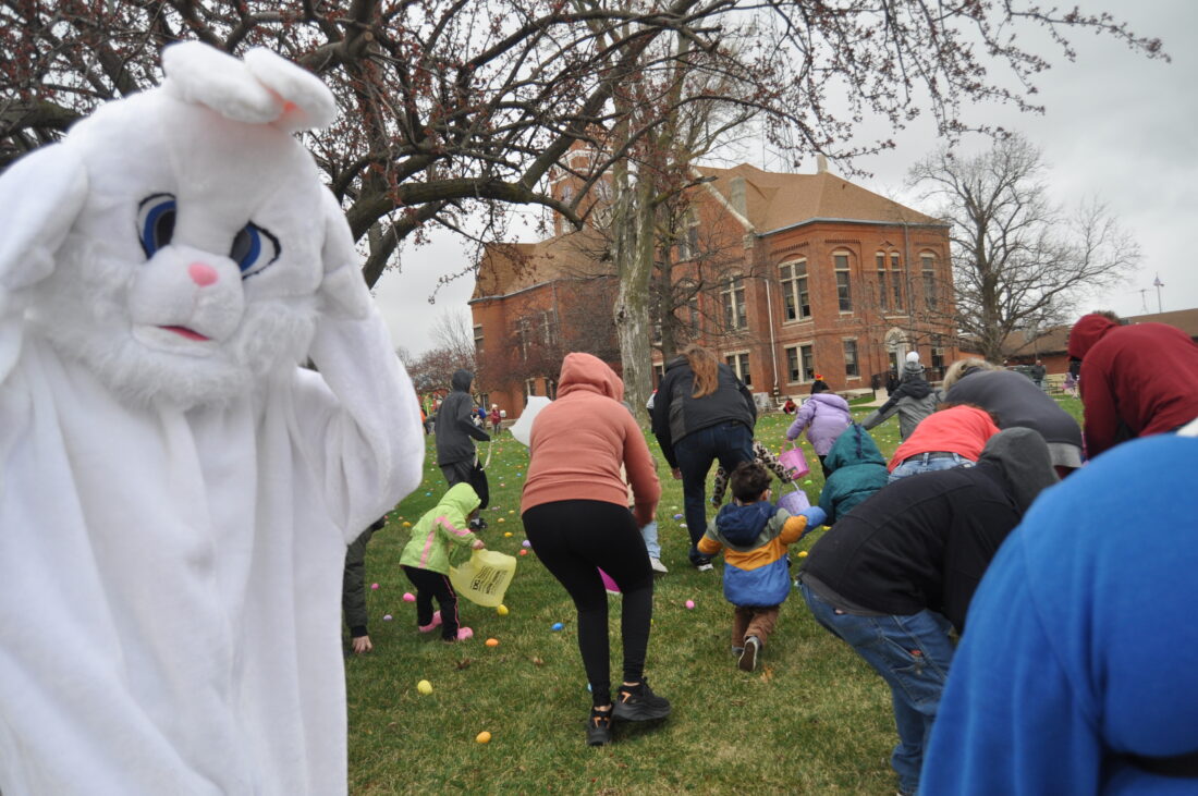 Easter at the courthouse | News, Sports, Jobs - Tama-Toledo News Chronicle